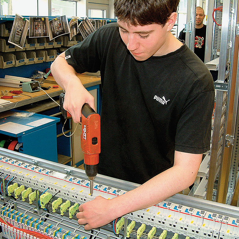 Berufsbild Automatikmonteur/in EFZ - gateway.one